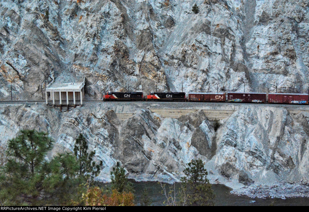 CN 2962 WB CN Ashcroft Sub